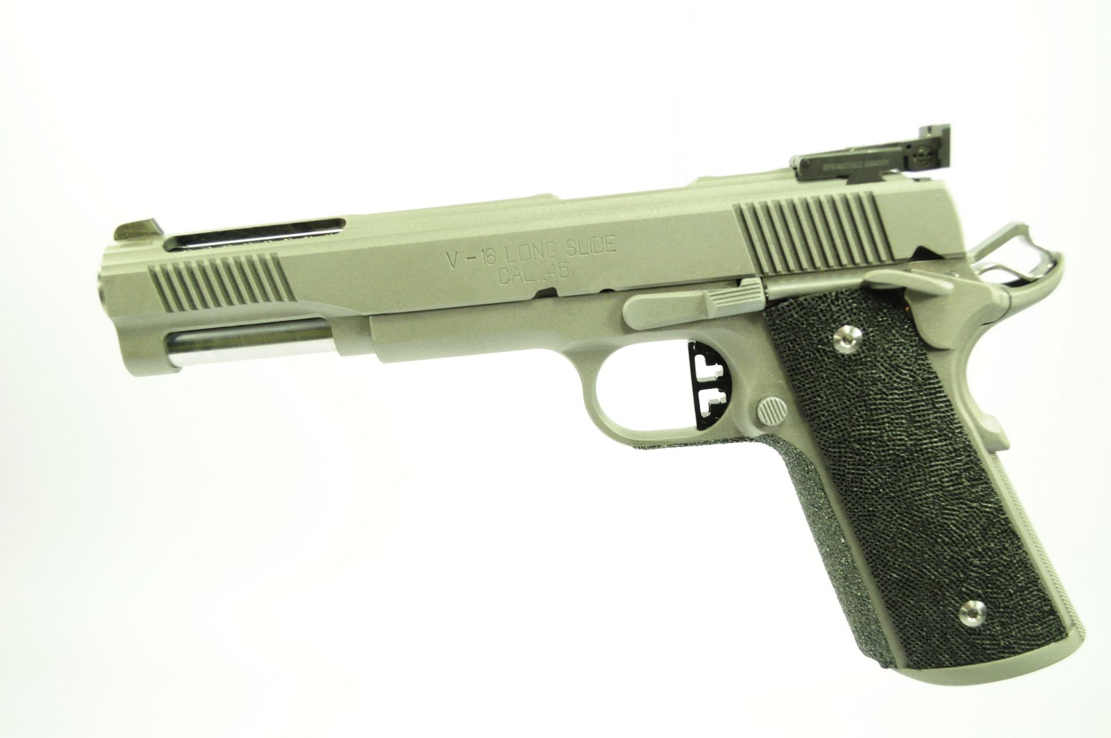 TACTICAL WAREFARE ARMORY: 1911-2011 PISTOLS