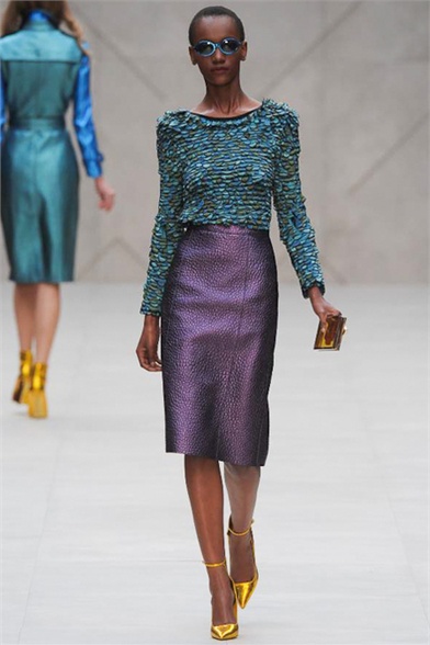 Madison Muse: Burberry Fashion Changes Its Colors