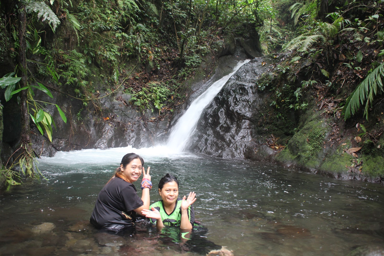 Falls Hopping at 8 Kamandag Falls- The Antidote to the Itchy Feet Wanderers