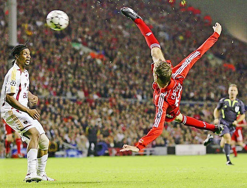 Beautiful Goal - Peter Crouch "Overhead Kick" | Central Goal - Center ...