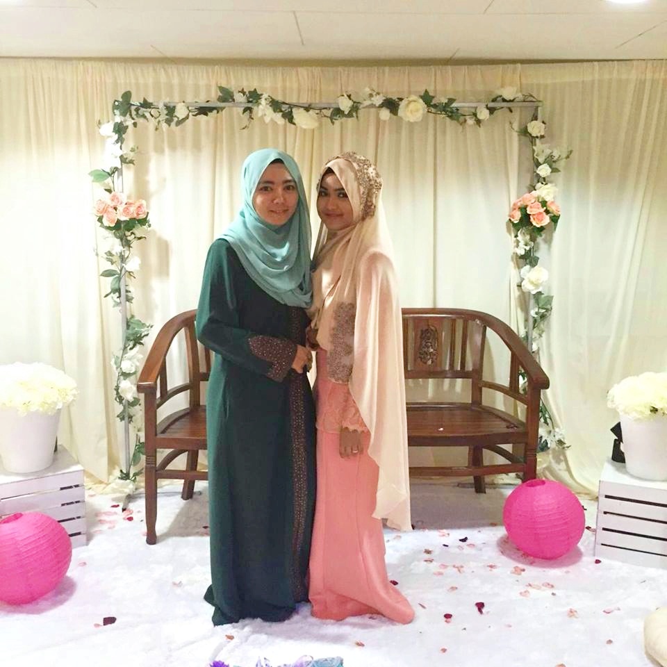 DIY Wedding Rental: Mini Pelamin Tunang DIY