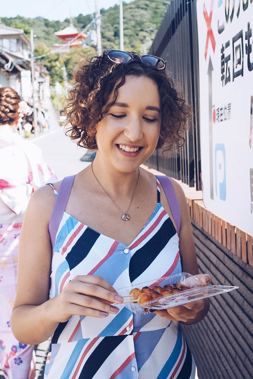 Nine Amazing Street Foods You Should Eat In Japan Charlie Distracted nine-amazing-street-foods-you-should-eat-in-japan-charlie-distracted