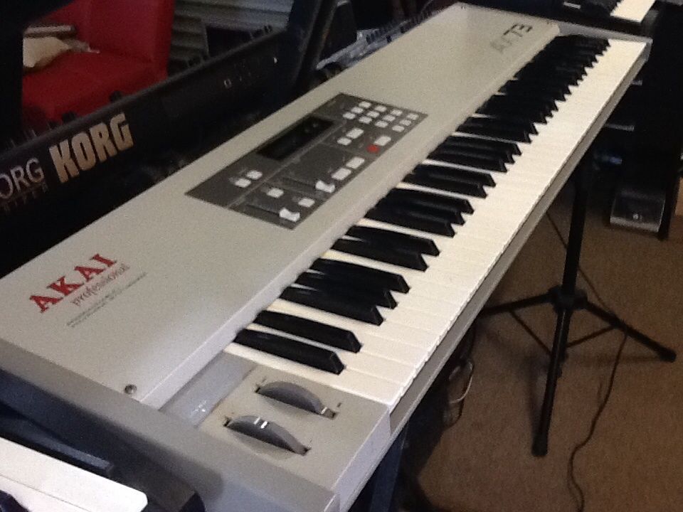 MATRIXSYNTH-B: Akai AX73 Vintage Analog VCO Poly Synth