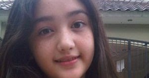 Biodata dan Foto Ranty Maria - Hot Mu Mi