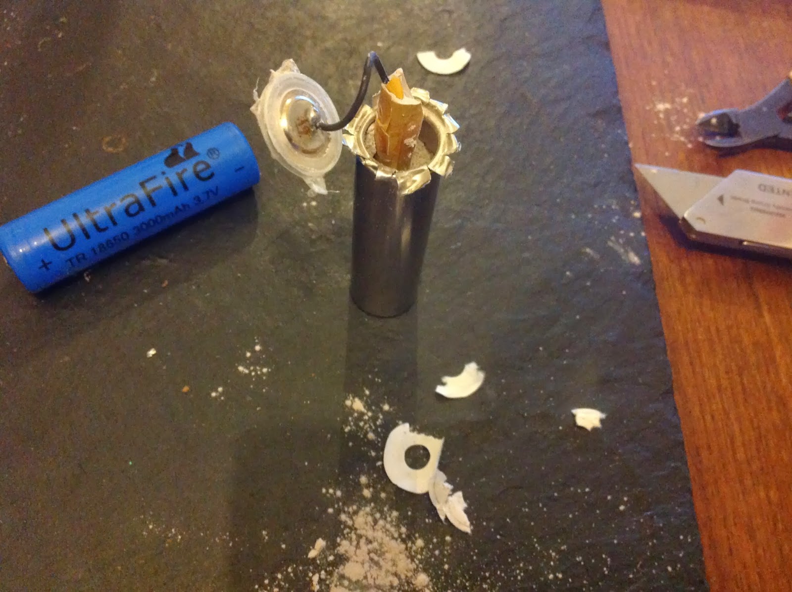 Torchy the Battery Boy: The Dangers of Ultrafire 18650 batteries