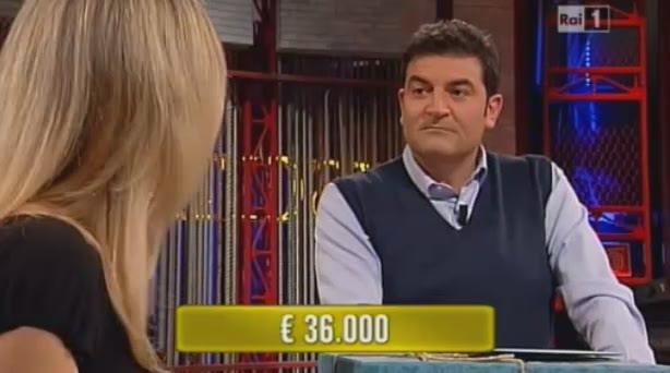 Affari Tuoi Sott'olio: La bellissima Anna Bevilacqua, nostra signora ...