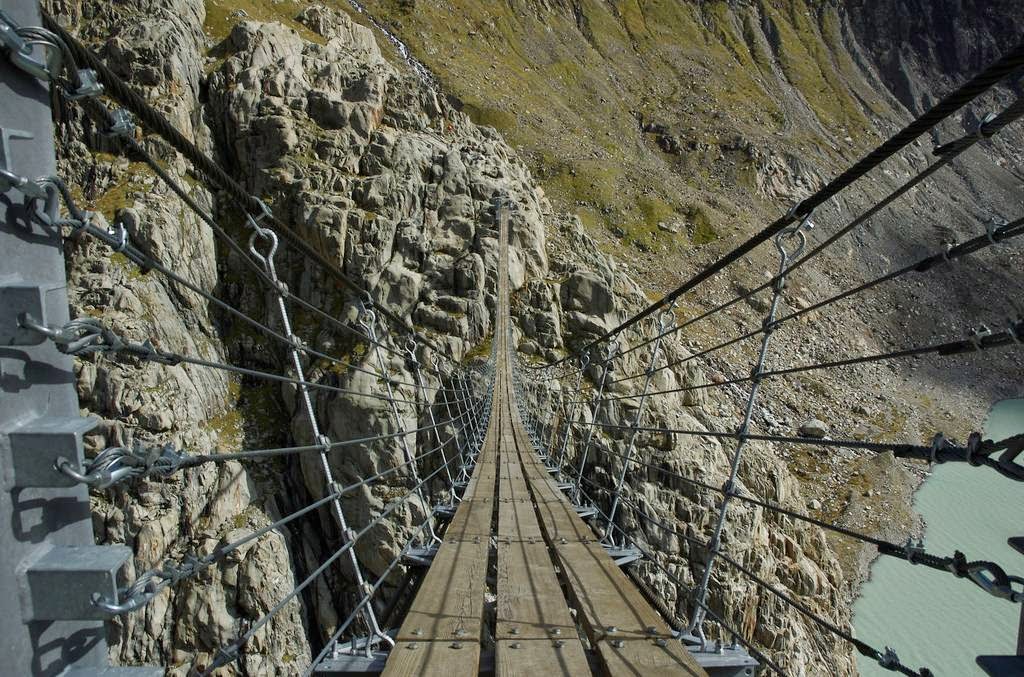 The Trift Bridge: The Longest Pedestrian Suspension Bridge in the Swiss ...