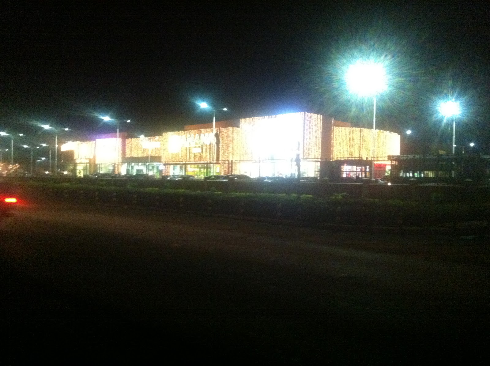 THE MAVELLOUS LOOK OF ANANAS MALL AT NIGHT - Thika Town Today - 3T