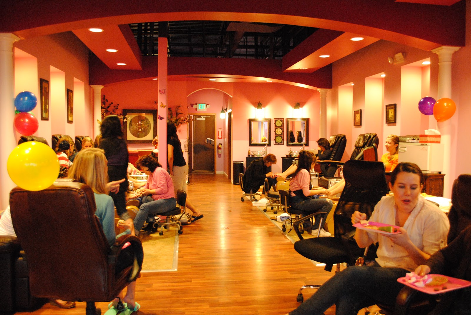 Holiday Snob: Pedi Party!