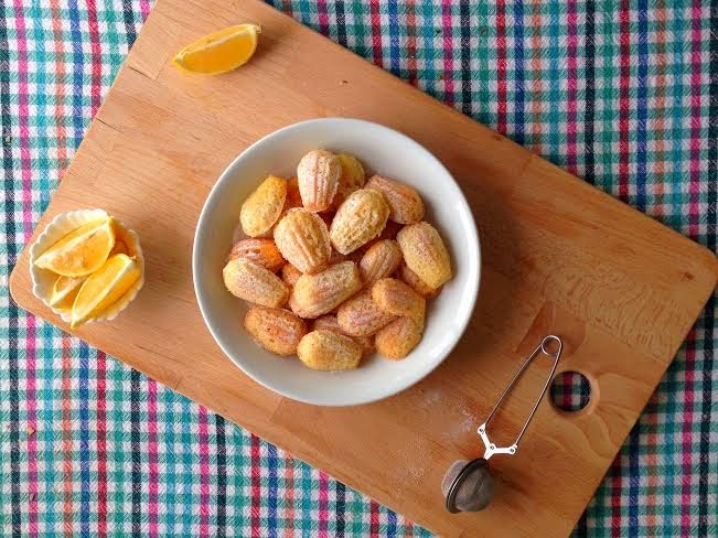 Niluferscakeshop: Madlen cake(madeleine cake)