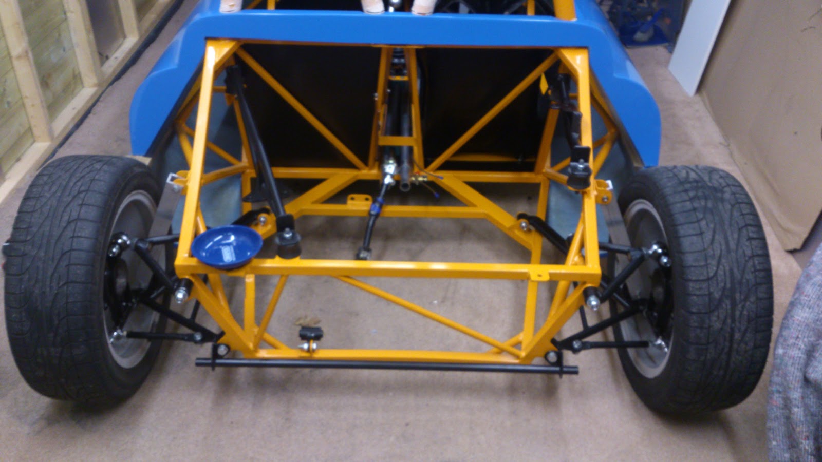 Sylva J15 build diary: 4 wheels on my wagon, and i'm just.............