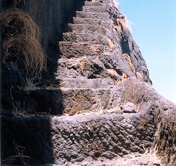 Exploring The World: Forts of Maharashtra: MANDANGAD