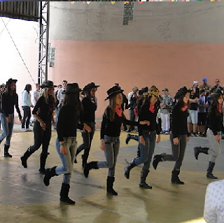 Baile na Roça: A DANÇA COUNTRY