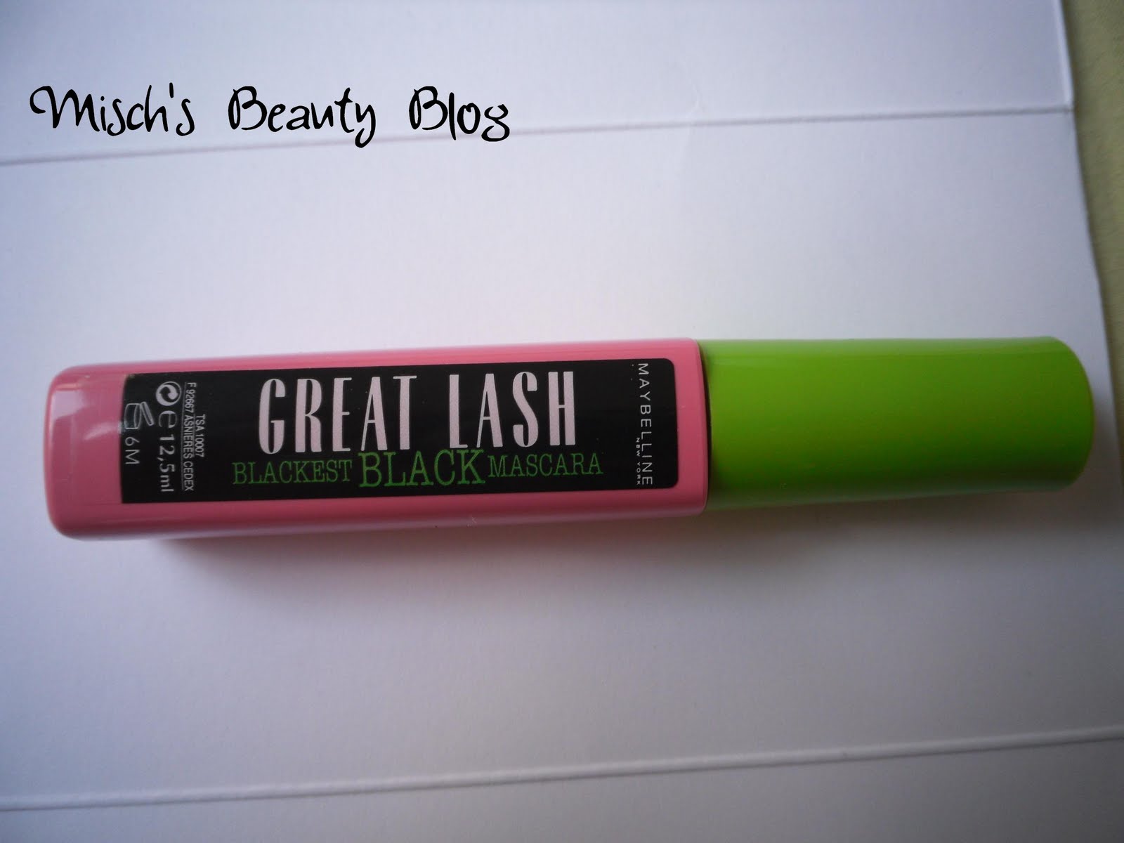 Misch's Beauty Blog: Review: Maybelline Great Lash Mascara