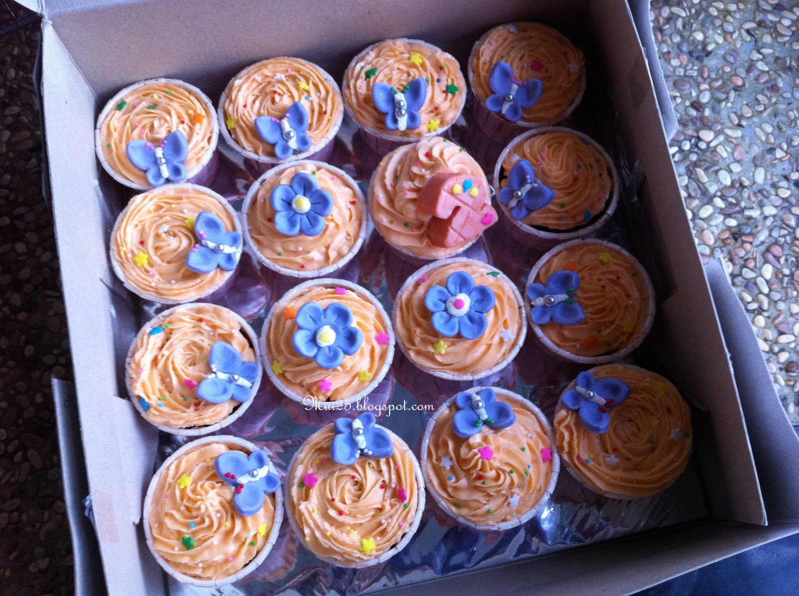 MuiMui: Simple marshmallow fondant deco