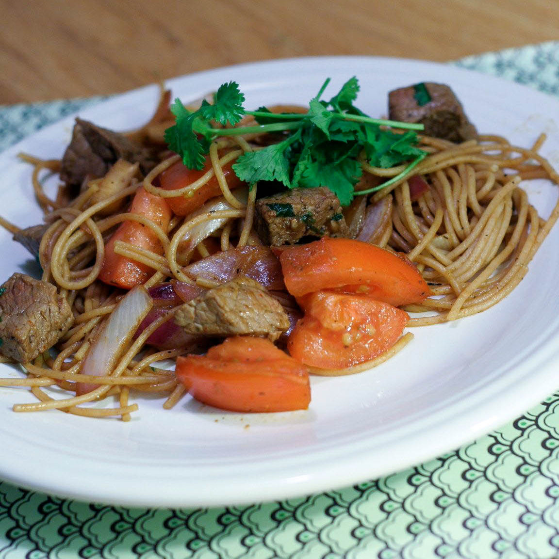 Busy Bee's Cuisine: Tallarin Saltado