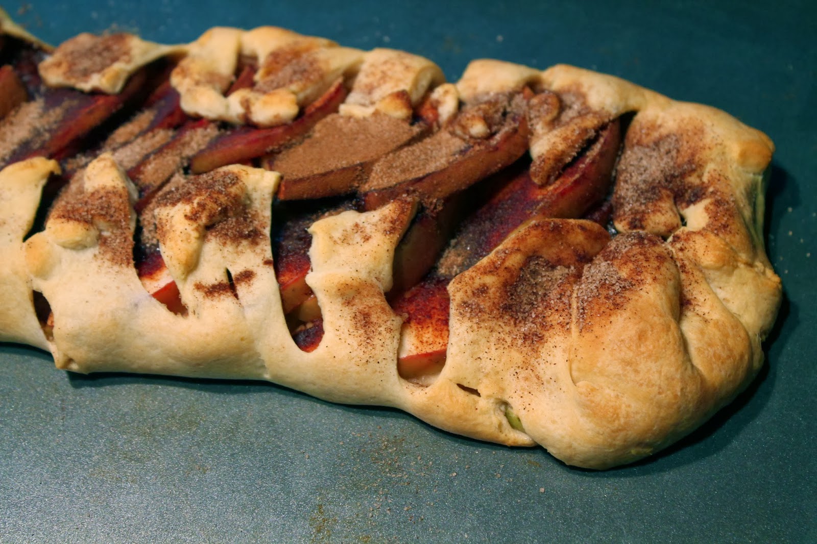 Easy Cinnamon Apple Danish | TfDiaries