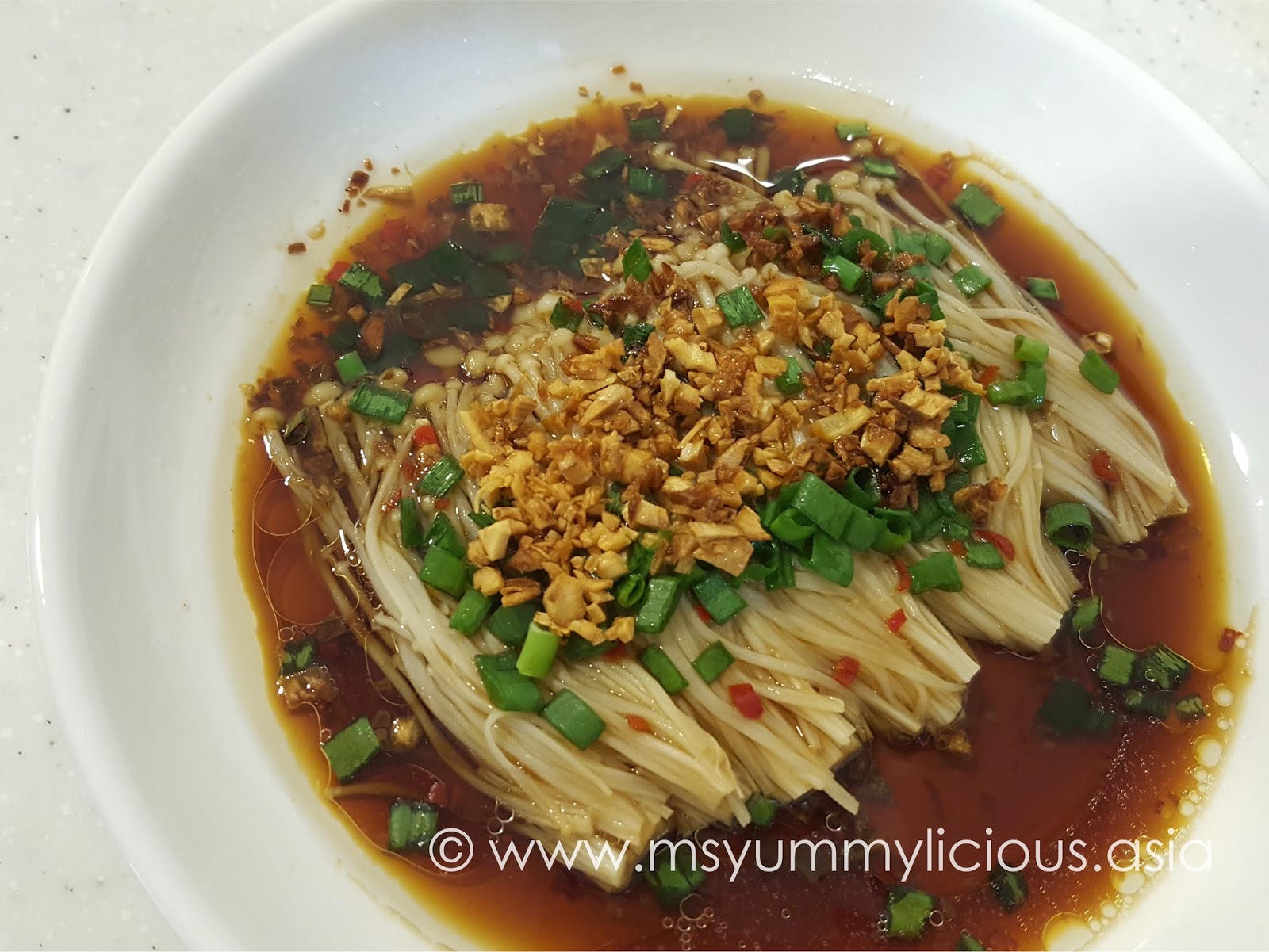 Steamed Enoki with Crispy Garlic in Soy Sauce - Yummy~licious + Baby ...