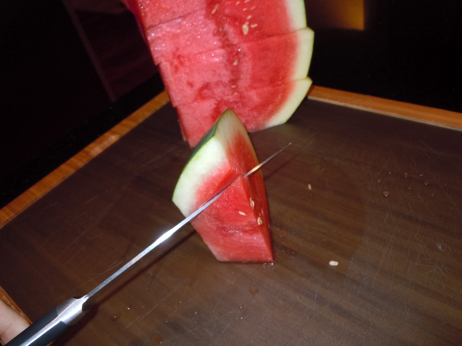 Skinni Cook: How Do I….Cut a Watermelon?