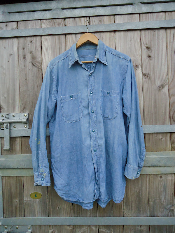 DENIM'S ARK: ORIGINAL WWII US NAVY CHAMBRAY SHIRT