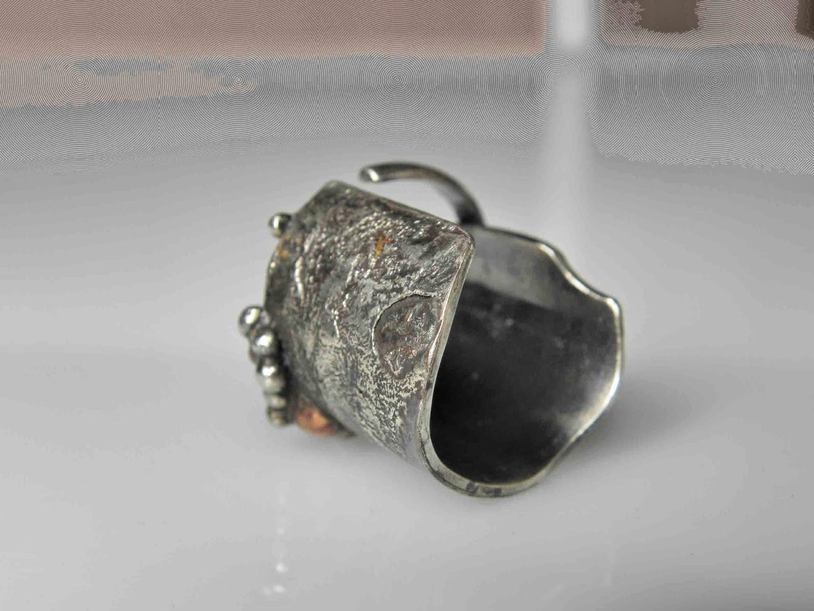 Vesna Kolobaric - art: TEKTONIKA - TECTONICS