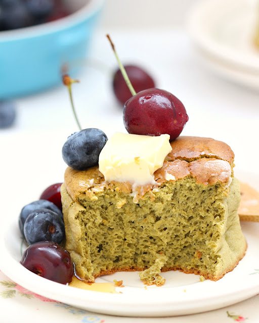 Baked matcha soufflé pancakes