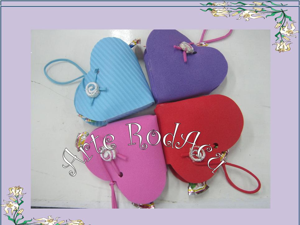 Corazon de foami decorado - Imagui