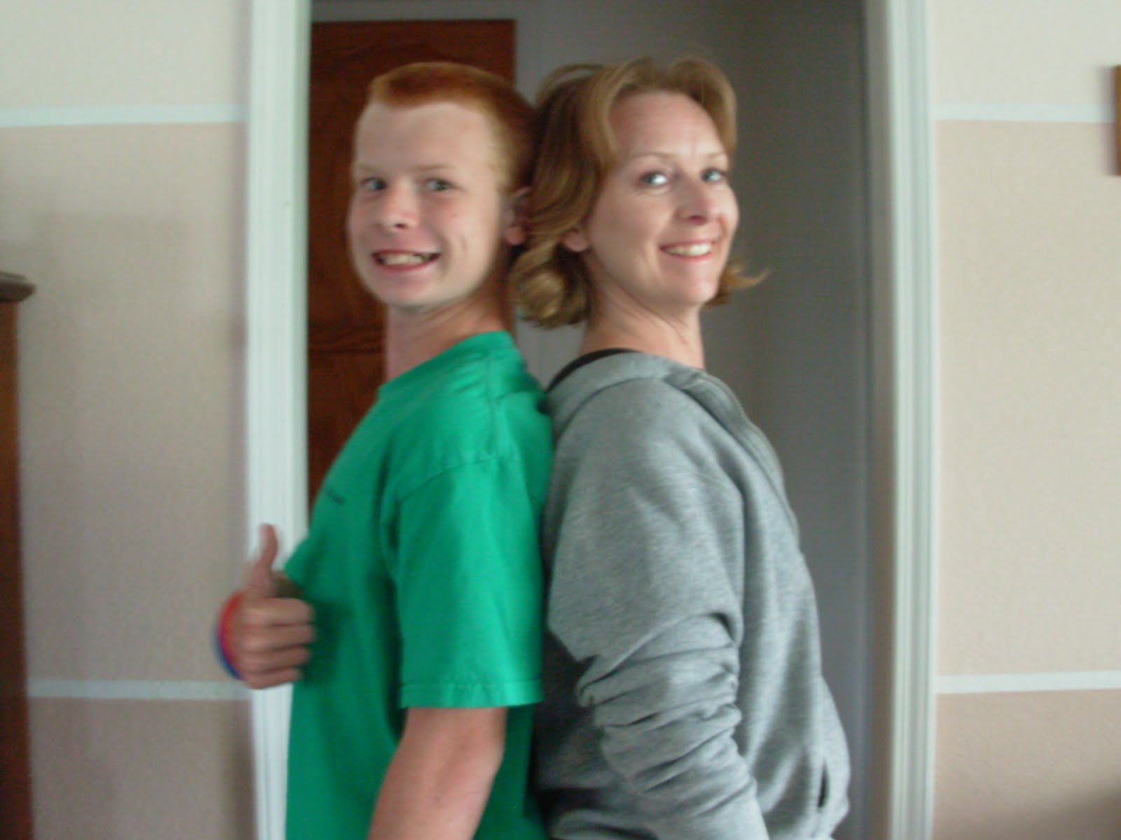 Hemsley5: Who's taller?