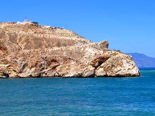 SENDERISMO EN EL RIF/RANDONNÉES DANS LE RIF: JEBHA Y SUS PLAYAS