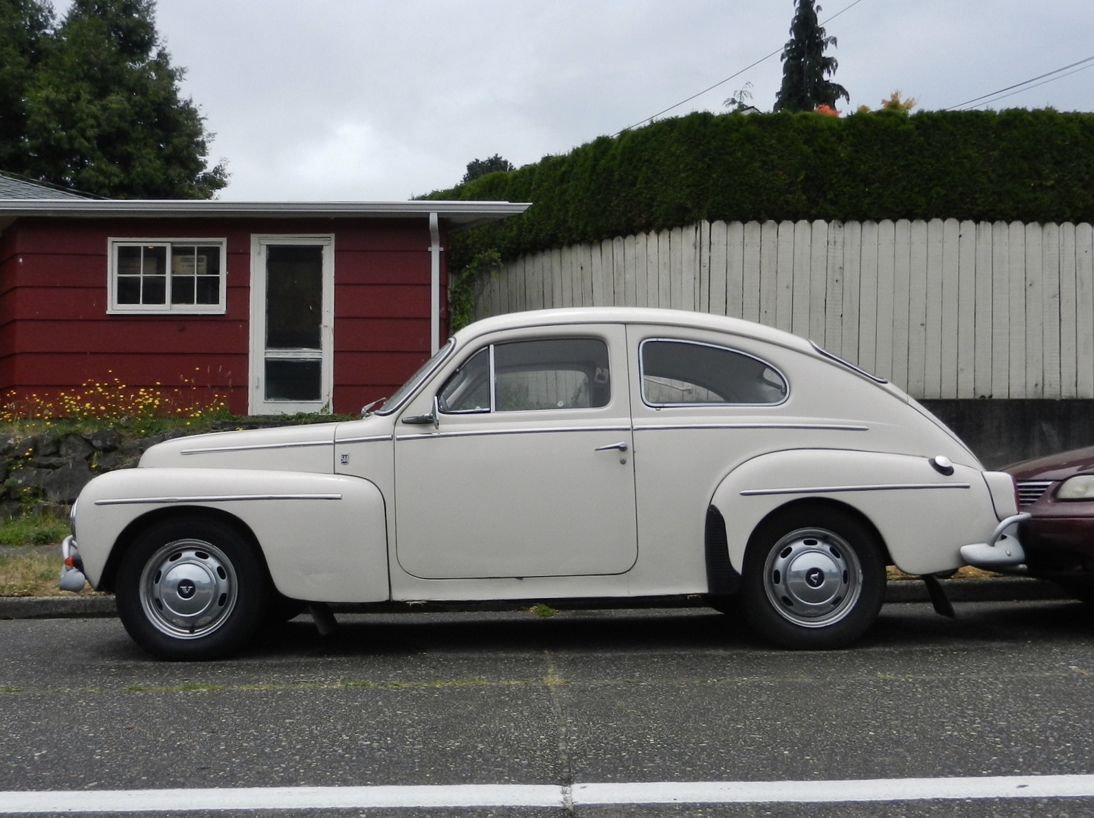 Seattle's Parked Cars: 1965 Volvo PV544