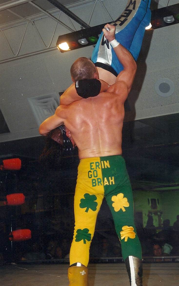 WORLD WRESTLING ENTERTAINMENT: American Professional Wrestler,Shane ...