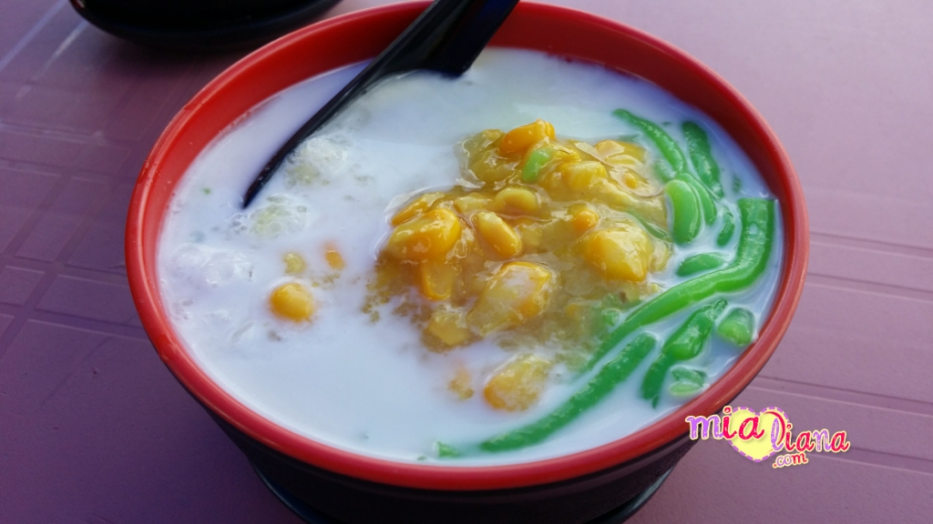 Makan ABC Dan Cendol Jagung