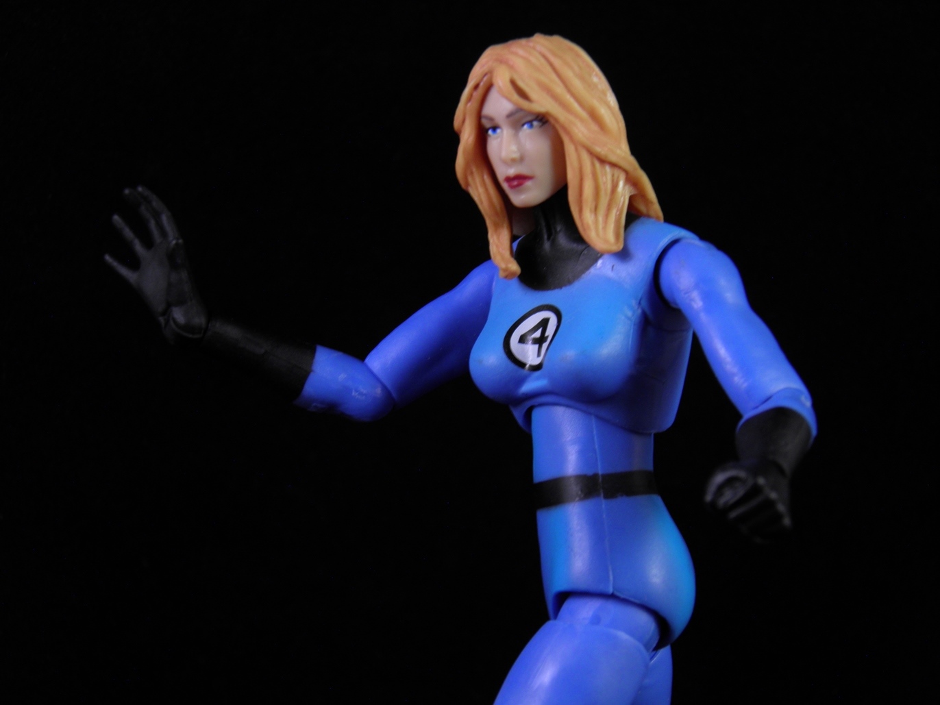 She's Fantastic: Marvel Legends - INVISIBLE WOMAN!
