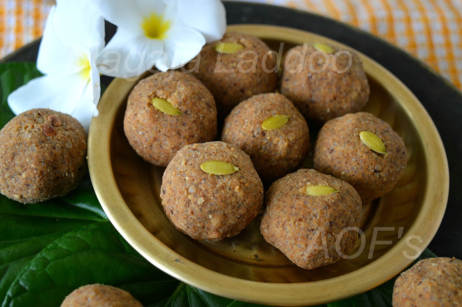 Oriyarasoi - The cosmopolitan Odia's Kitchen !: Magaja Laddoo ( Ganesh ...