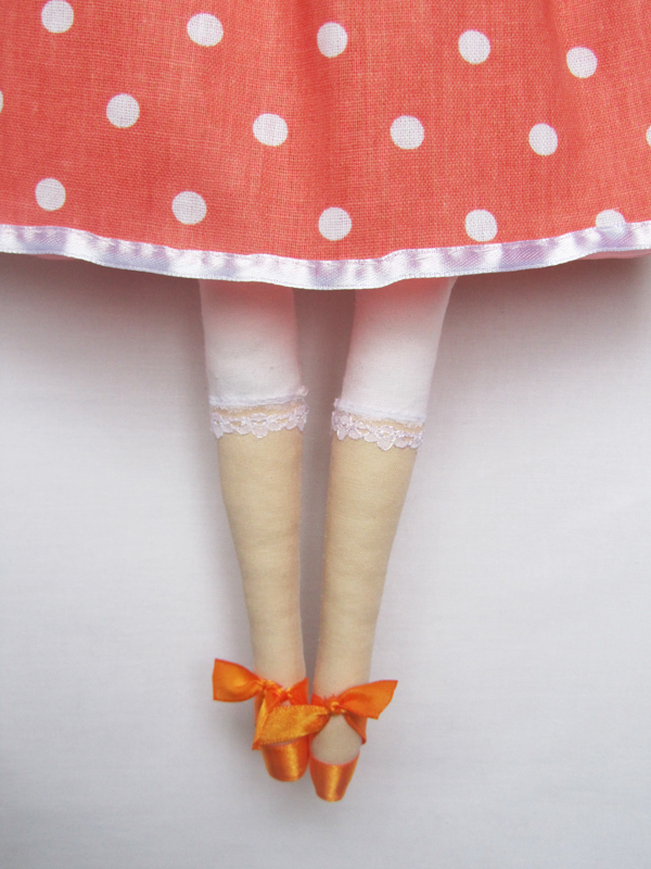 Handsome Handmade: Tilda Lady with a Dog or Fruitgarden Angel crafted by me