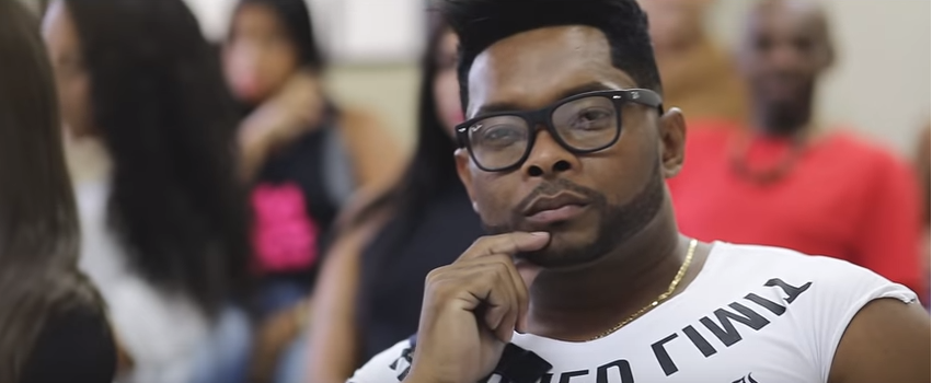 Sucesso na Internet,clipe Vira-Lata da Rua do MC David Bolado deve ...