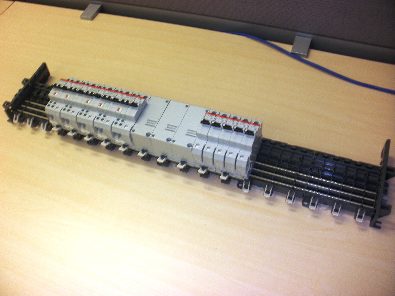 SMISSLINE: SmissLine Инструкция по применению: сборка панели на 200А ...