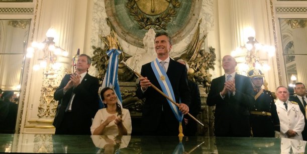 Mauricio Macri Recibió Los Atributos De Mando