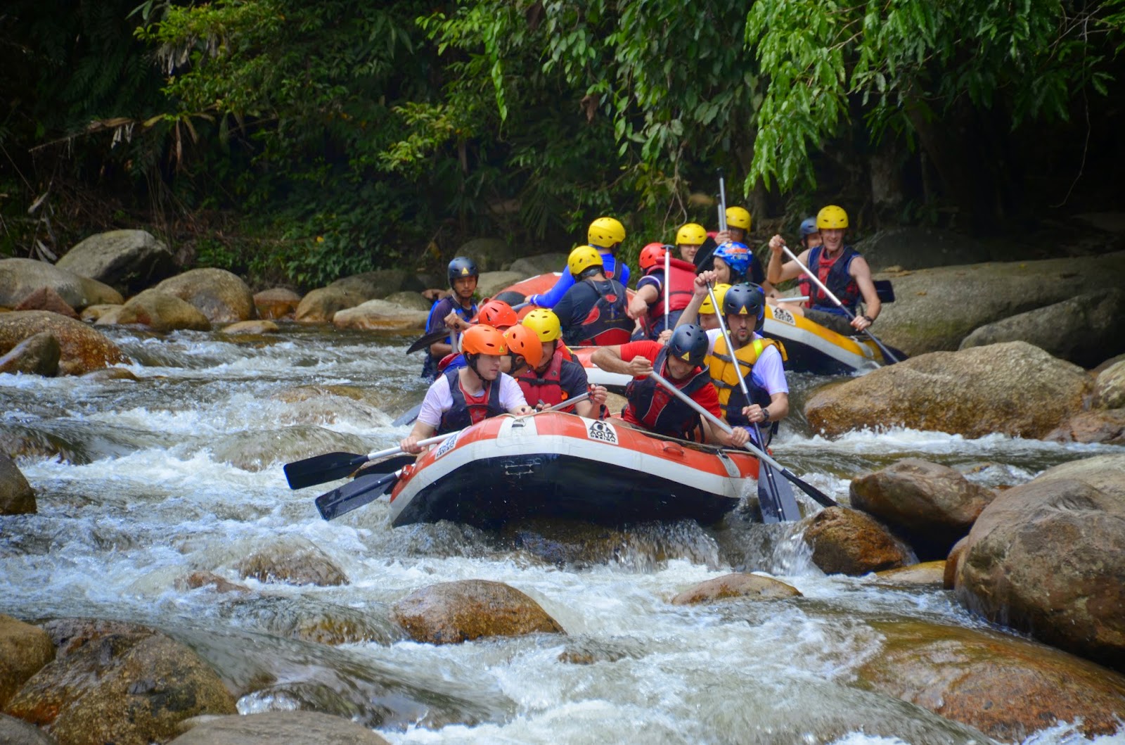 Gopeng White Water Rafting River Rafting Malaysia : Gopeng White Water ...