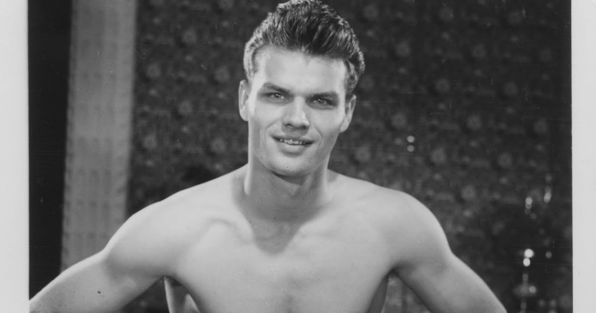 Male Models Vintage Beefcake: Bob Thompson Photographed by the Athletic ...