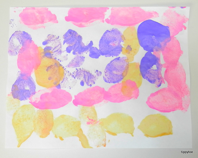 Tippytoe Crafts: Painting with Peeps