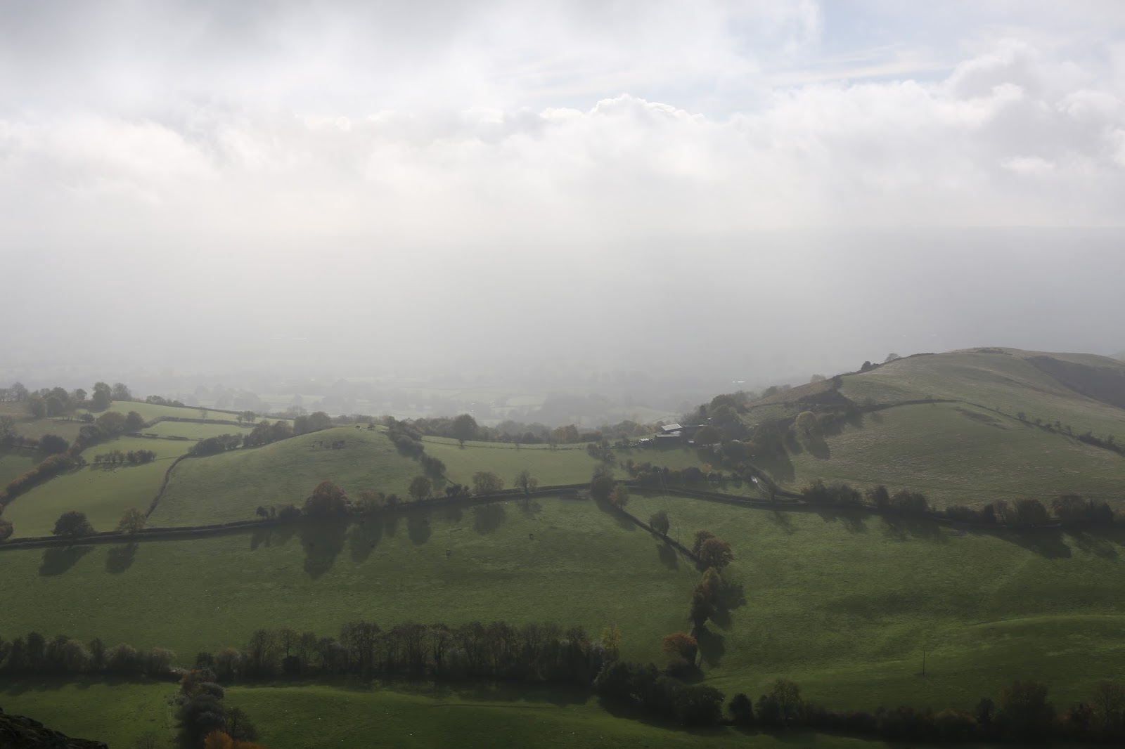 crazy cambridge mum: Corndon Hill/ Mitchell’s Fold stone circle and ...