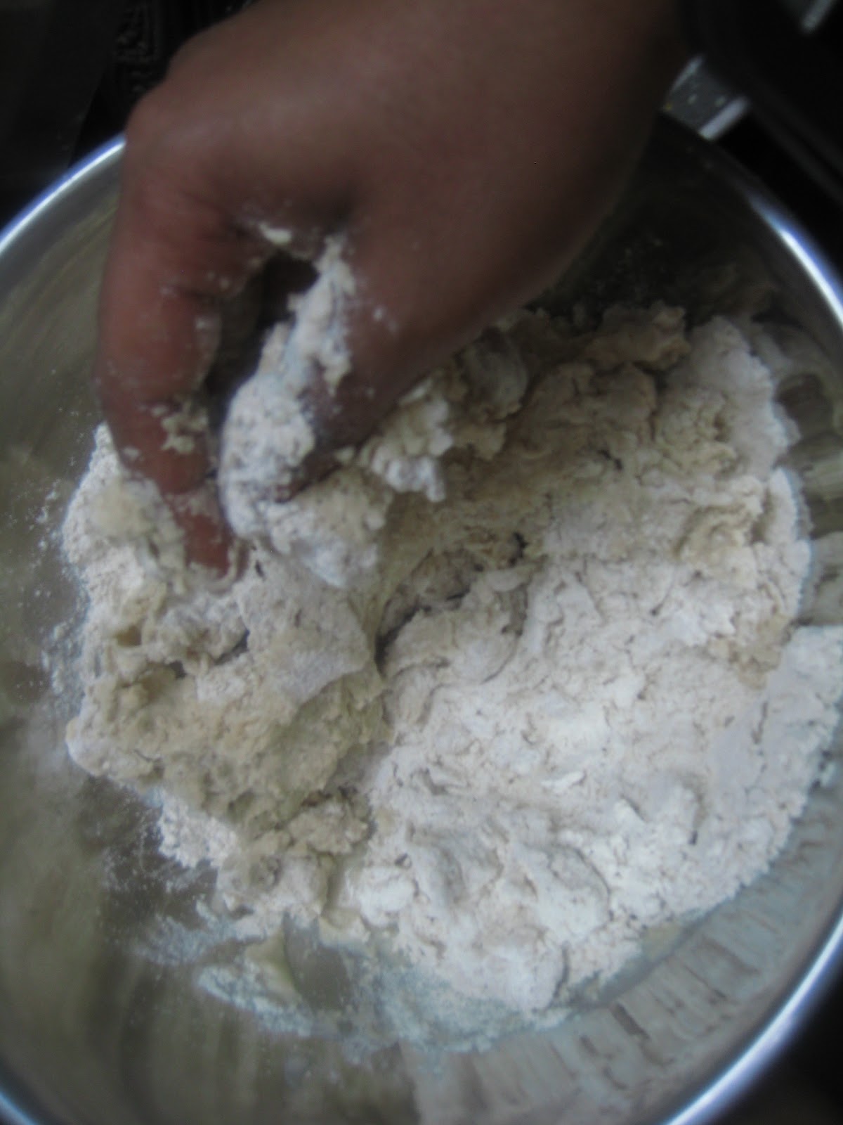 madhuri's kitchen: Poori Aloo Sabji / Poori Dumpala Koora / Poori ...