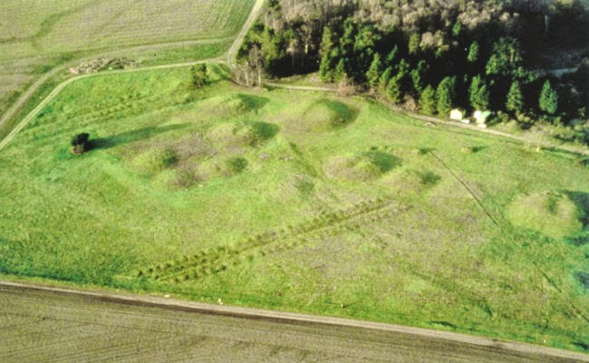 Um Barco para um Morto - O Sítio arqueológico de Sutton Hoo