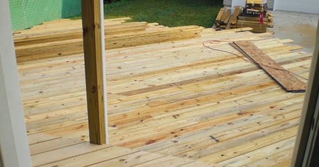 Deck Build | Part Six - Step Up - Danks and Honey