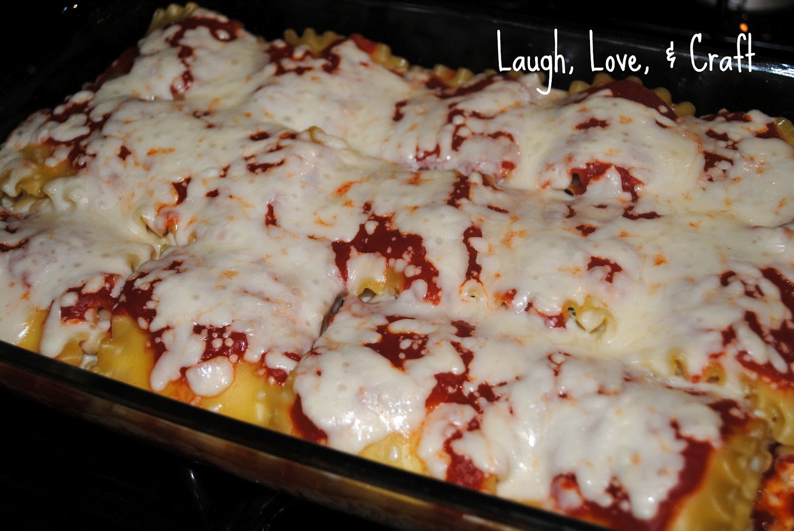 Laugh, Love, and Craft: Manic Monday Recipe~ Baked Chicken Lasagna Rolls