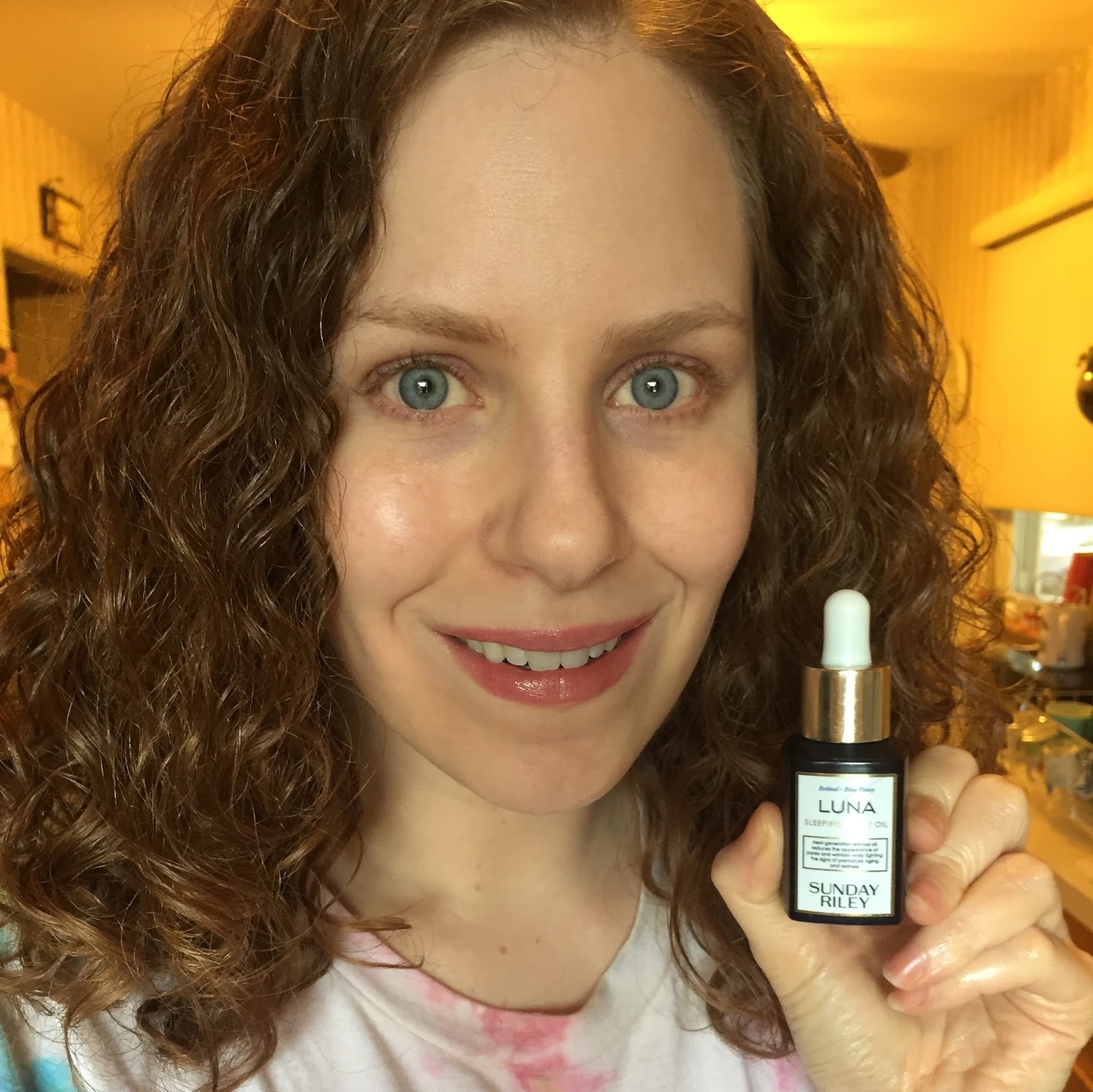 The Skincare Making Me Need Less Makeup Sunday Riley Luna Oil Diane the-skincare-making-me-need-less-makeup-sunday-riley-luna-oil-diane