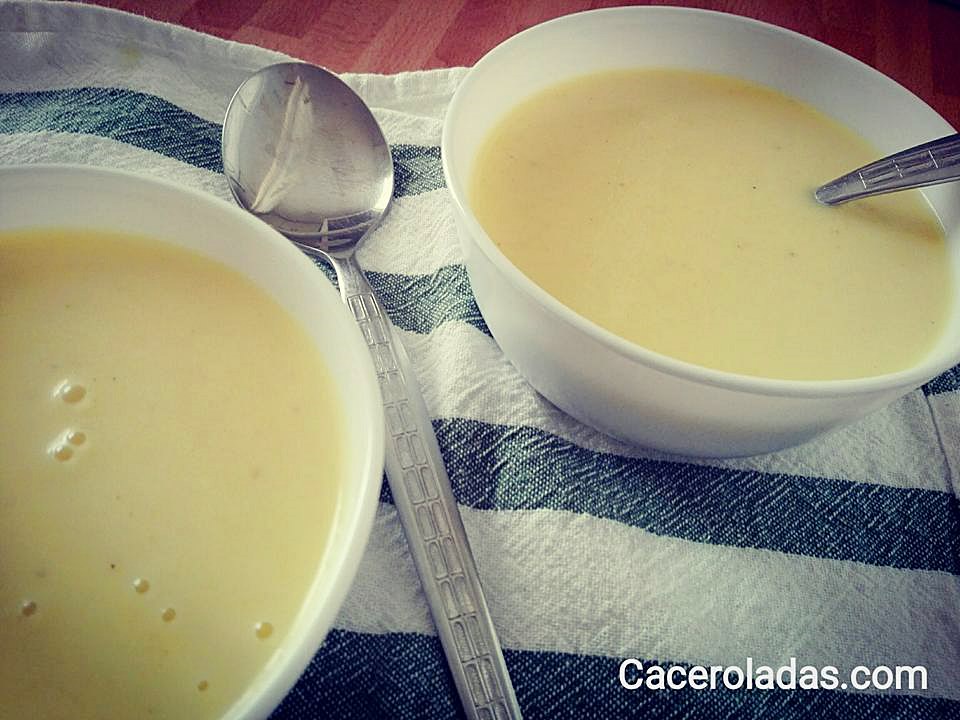 Crema ligera de calabacín al curry | Caceroladas