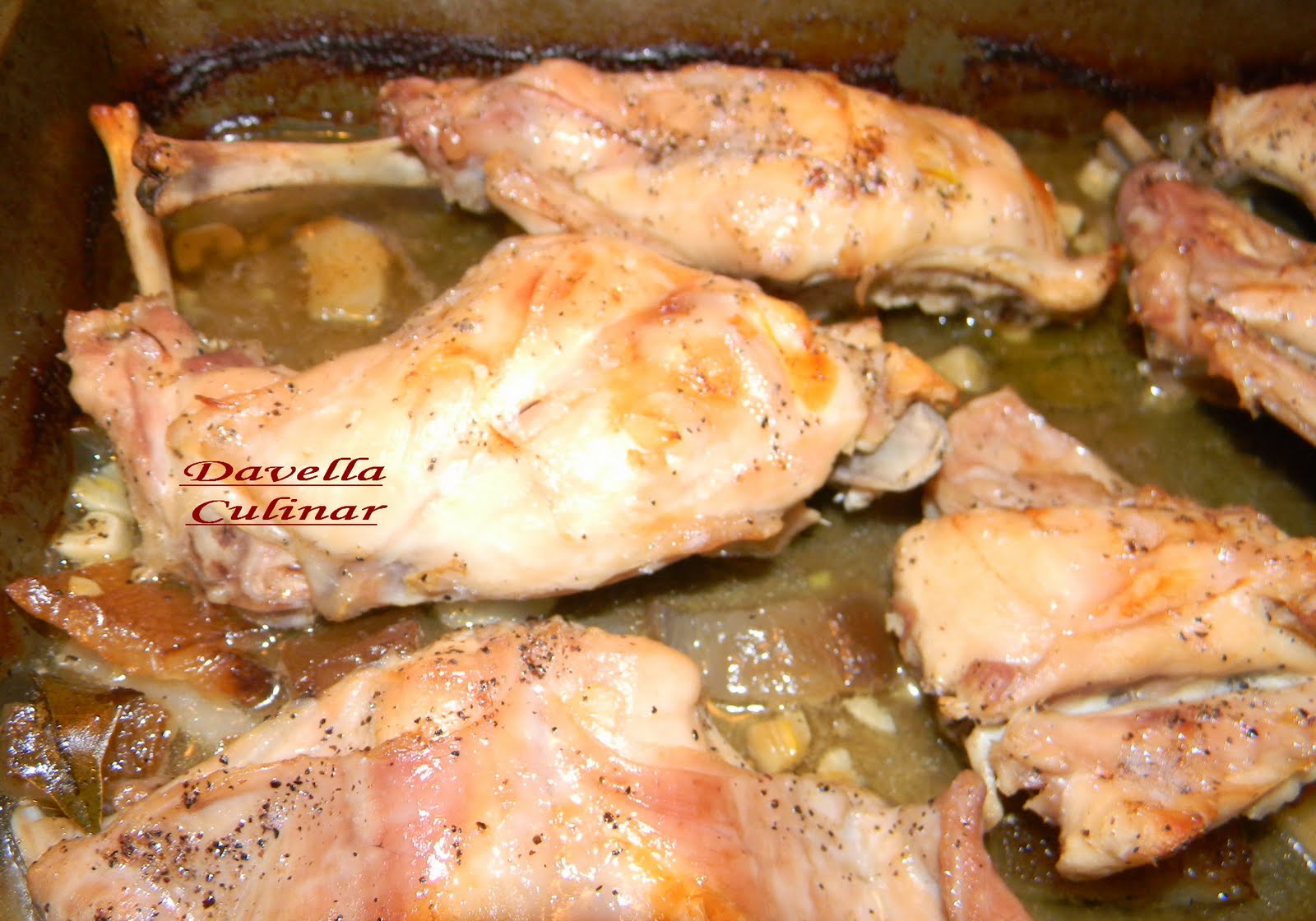 *DAVELLA CULINAR*: Lapin rôti à l'ail et au lard fumé
