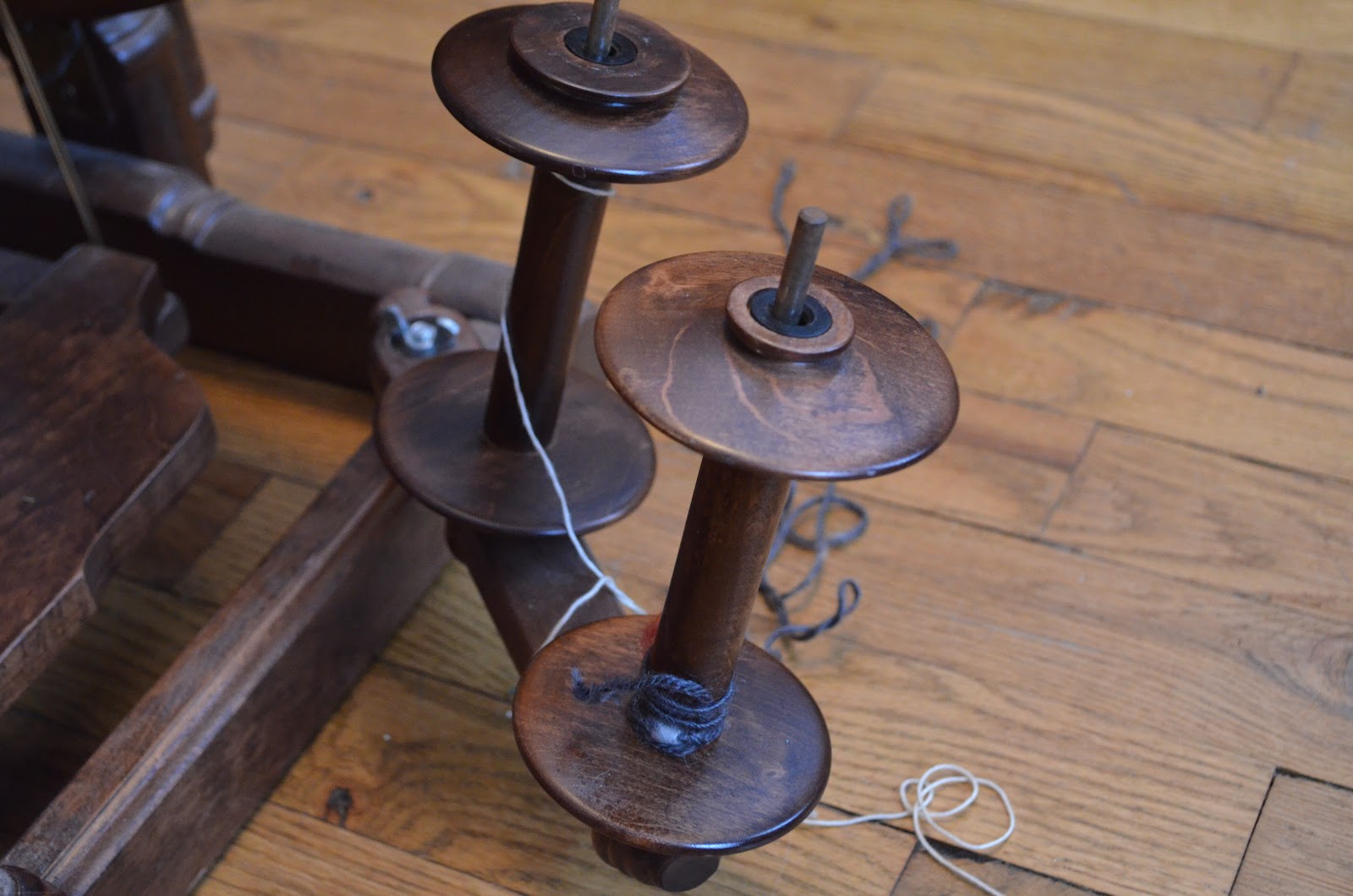 Iron Oak Farm: Intro to Spinning: Threading the Wheel